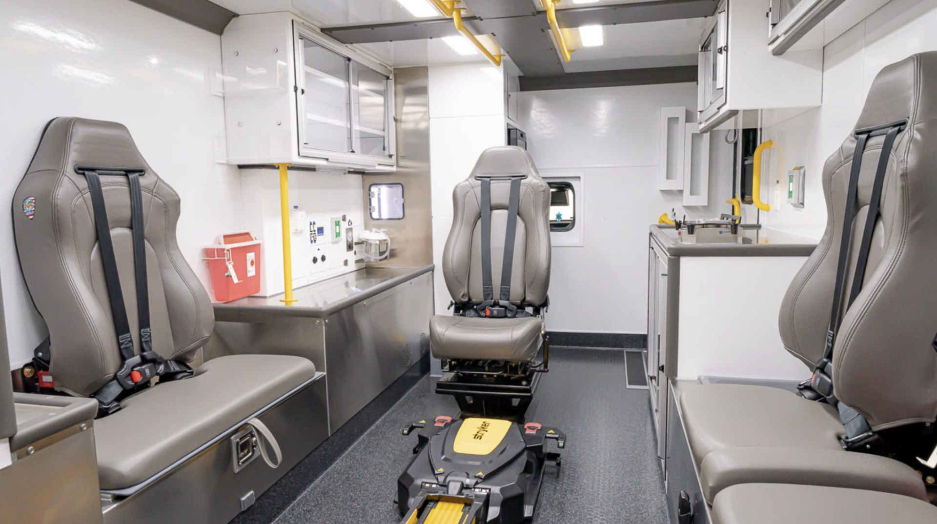 Choosing Between Standard and Door Forward Ambulance Configurations ...